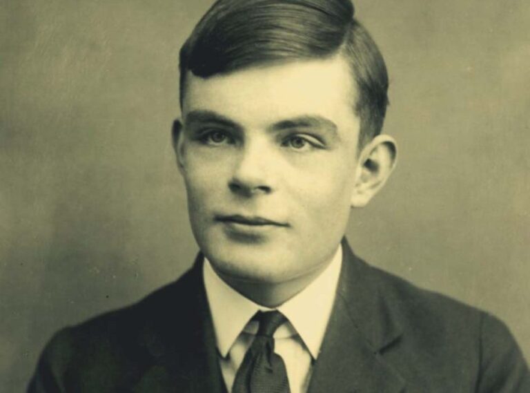 2. DÜNYA SAVAŞININ KADERINI DEĞIŞTIREN ADAM | ALAN TURING - Badi Etkinlik